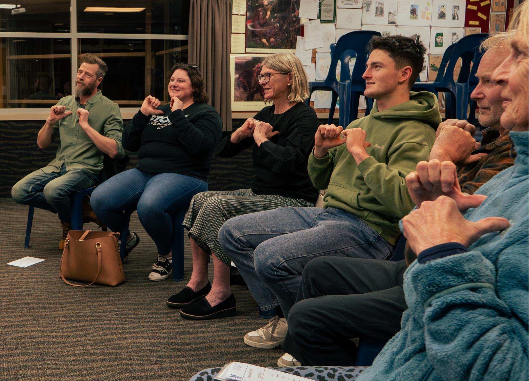 Sign Language - An Introductory Course in New Zealand Sign Language and De